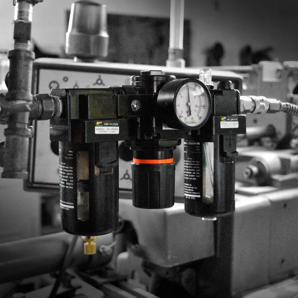 Regulador De Presión Neumático 1/4 120 Psi Con Manómetro | Instrutek